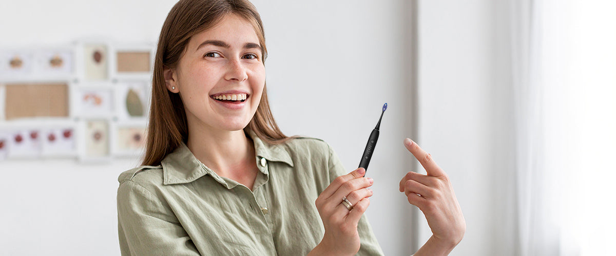 The Evolution of Toothbrushes: From Manual to Sonic Touch